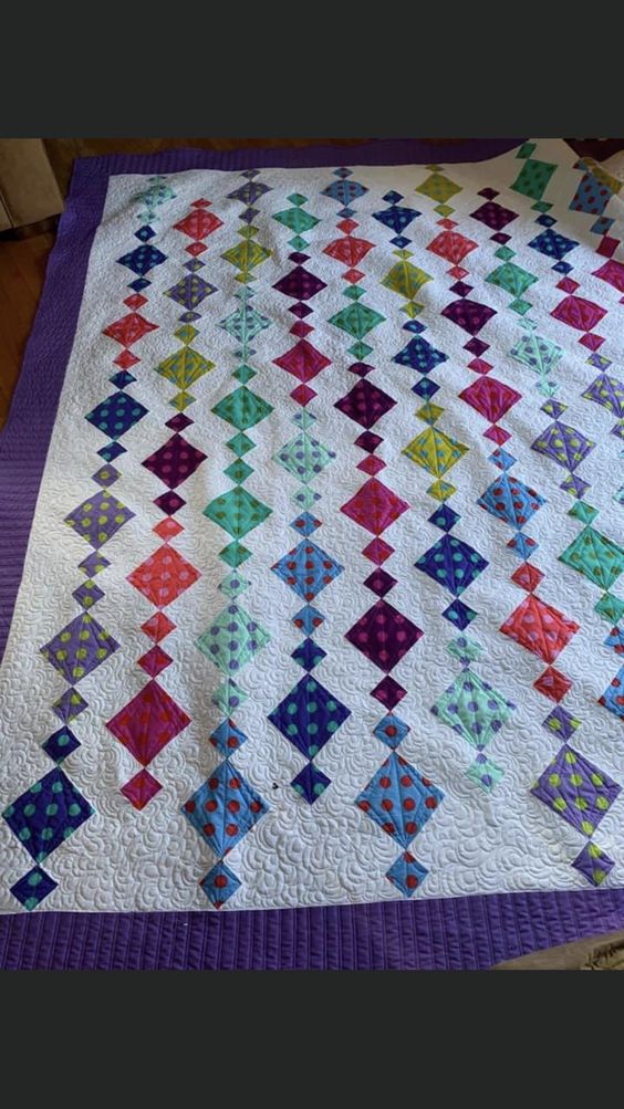 Chandelier Quilt | crafts.alldaycrochet